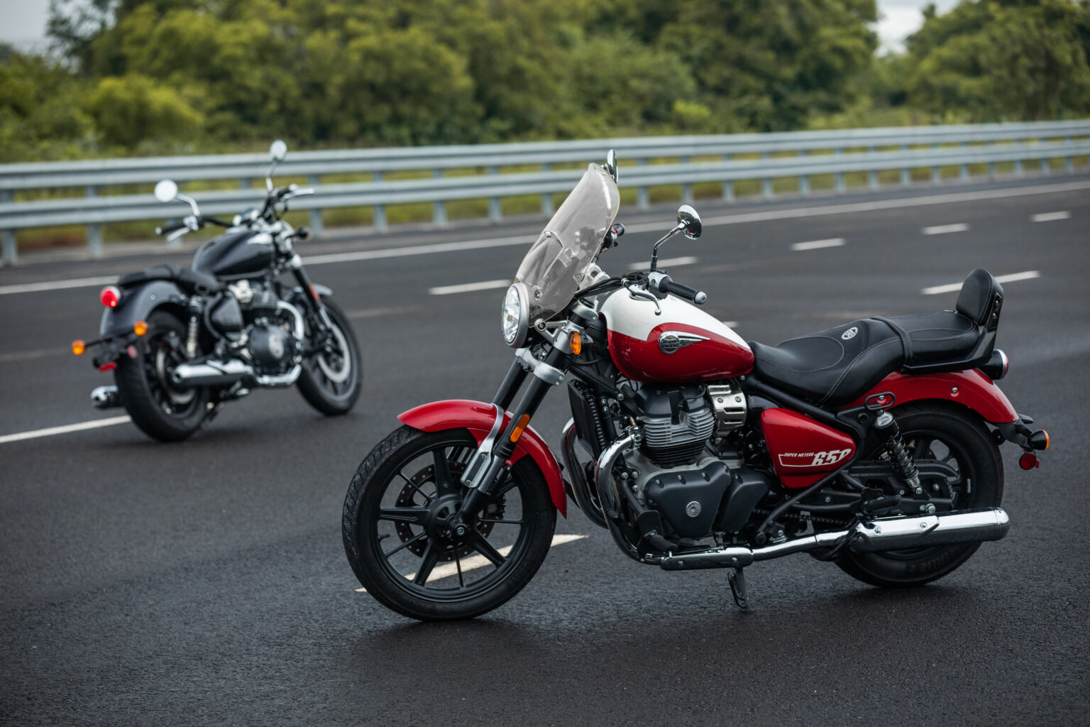 Super Meteor 650 Celestial – Locotrans SPRL – Exclusive Store Royal ...